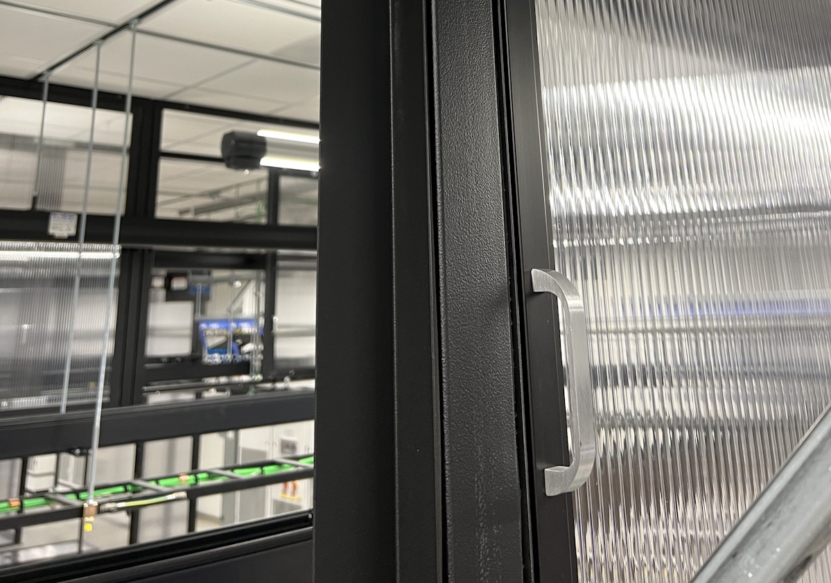 5 Key Considerations for Choosing Aisle Containment Systems | Maysteel ...